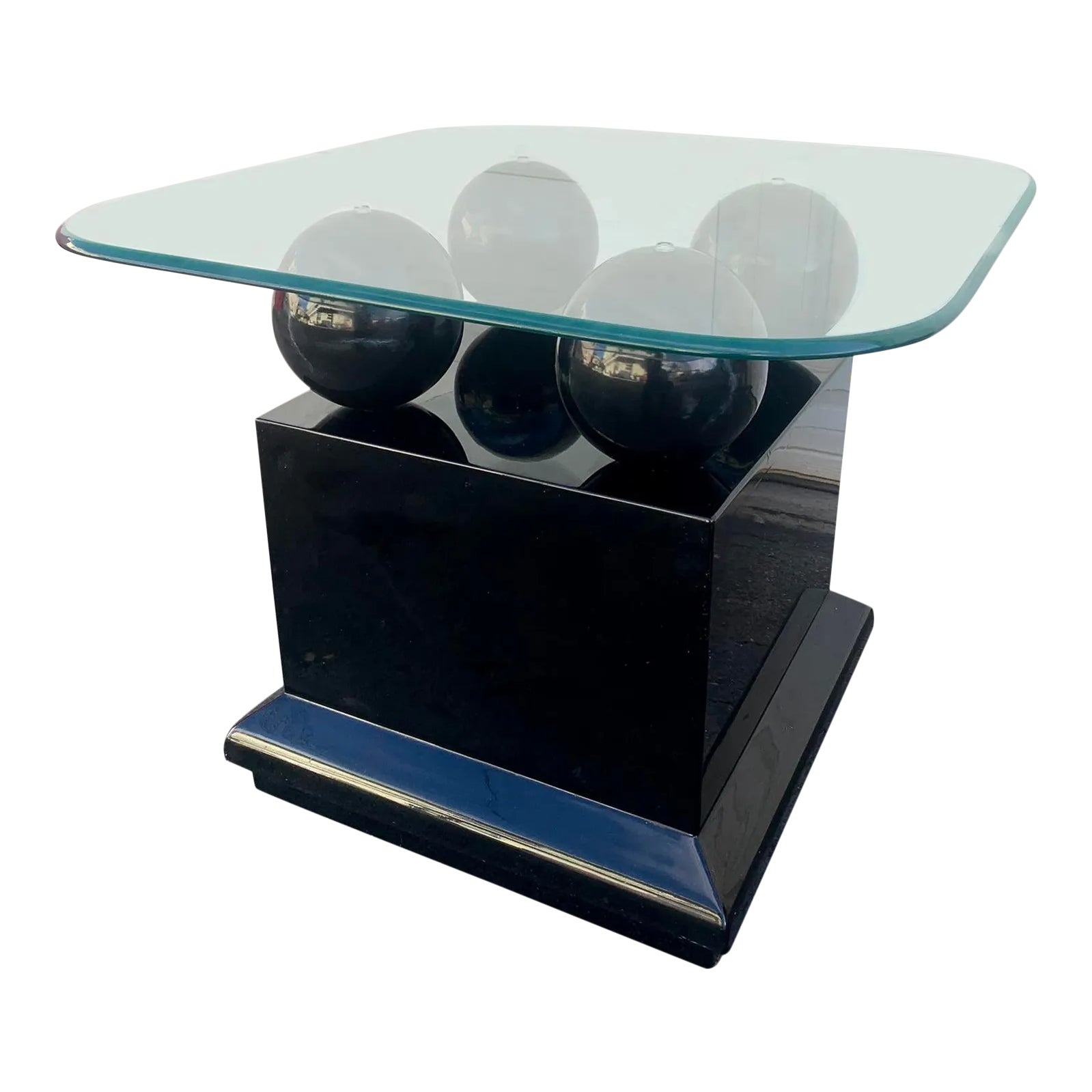Postmodern Spheres Side Table | Chairish