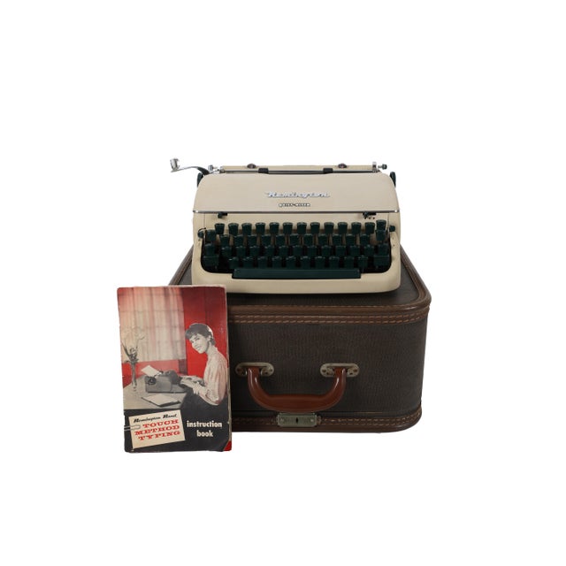 Restored Remington Quiet-Riter Typewriter | Chairish
