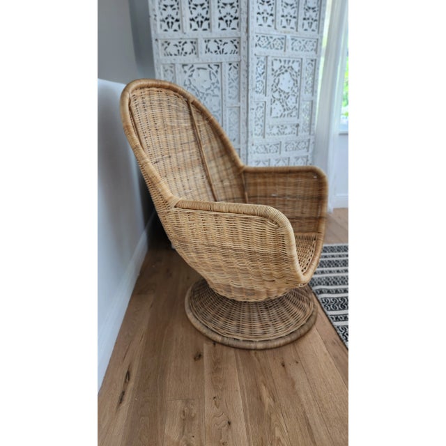 1970s Vintage Mid Century Natural Wicker Swivel Pod Chair | Chairish