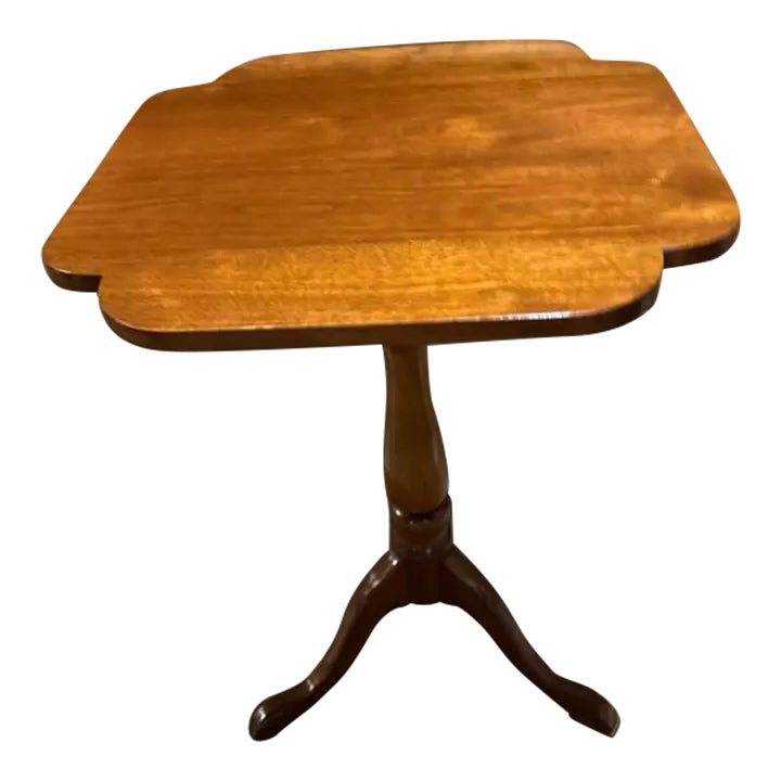 Clore Furniture Queen Anne Style Solid Walnut Cloverleaf Tripod Leg ...