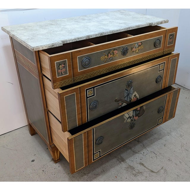 Late 20th Century Drexel Heritage Chest of Drawers | Chairish