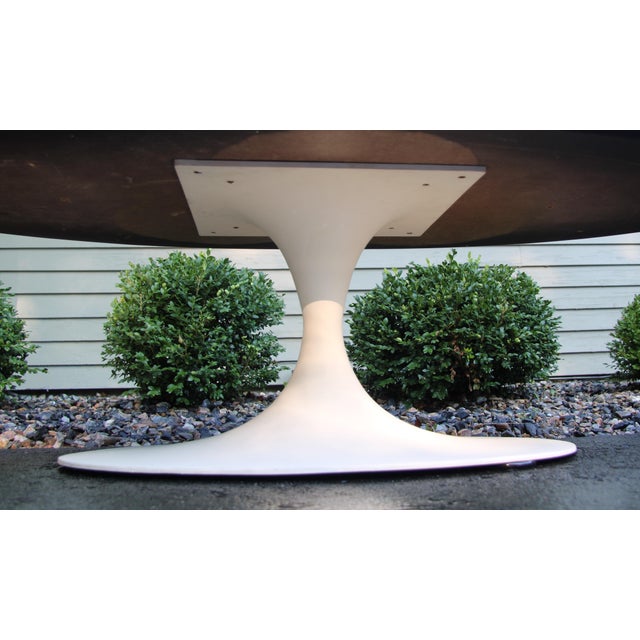 1960's Mid-Century Modern Oval Tulip Base Coffee Table | Chairish