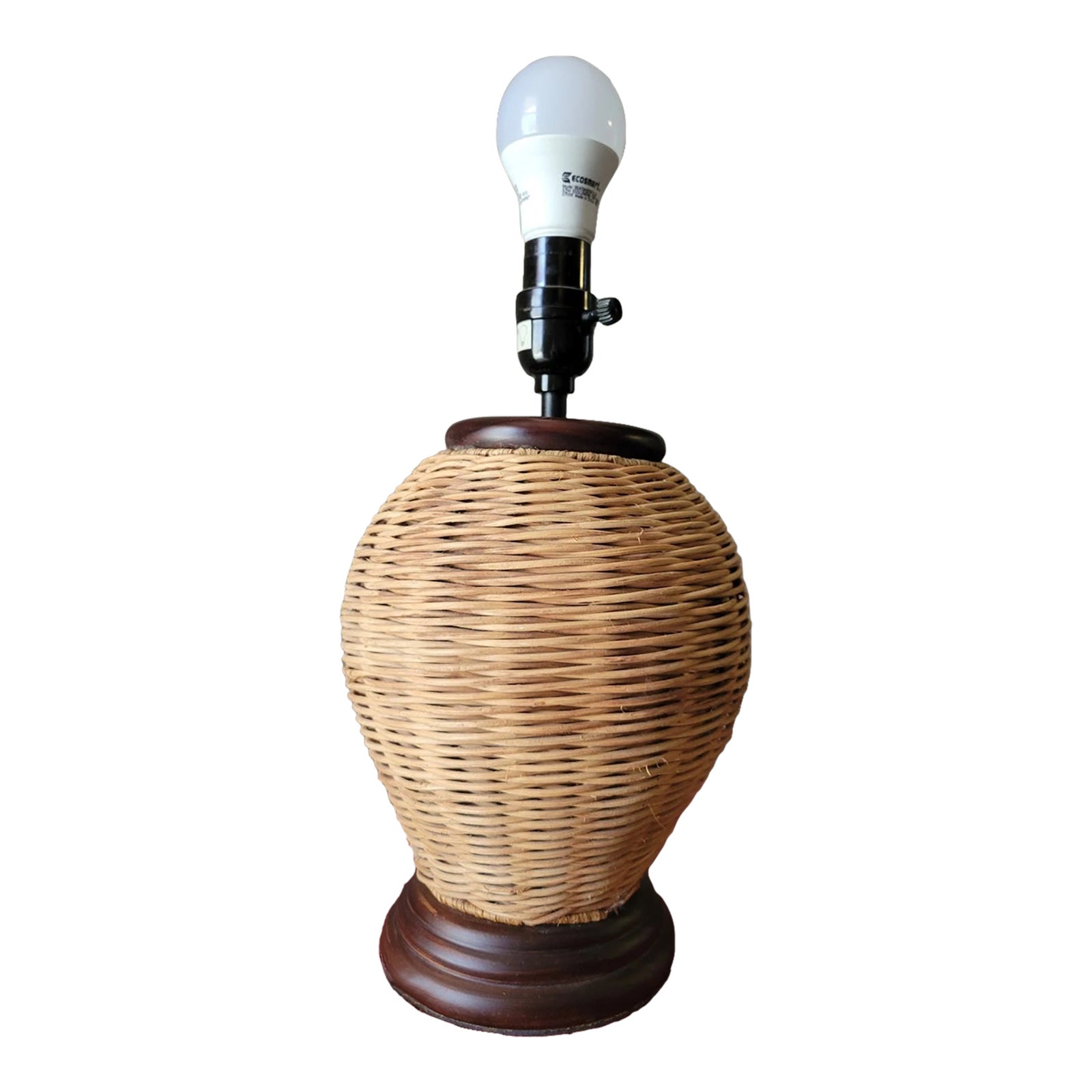 Vintage Wicker/Rattan Nantucket Style Basket Table Lamp | Chairish