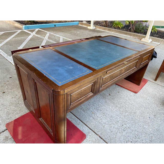 Alex Stuart Vintage Modern Inlaid Leather Mahogany Executive Desk ...