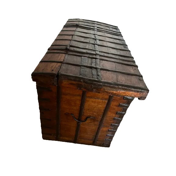 Original and Antique 1900s Indian Trunk / Chest | Chairish