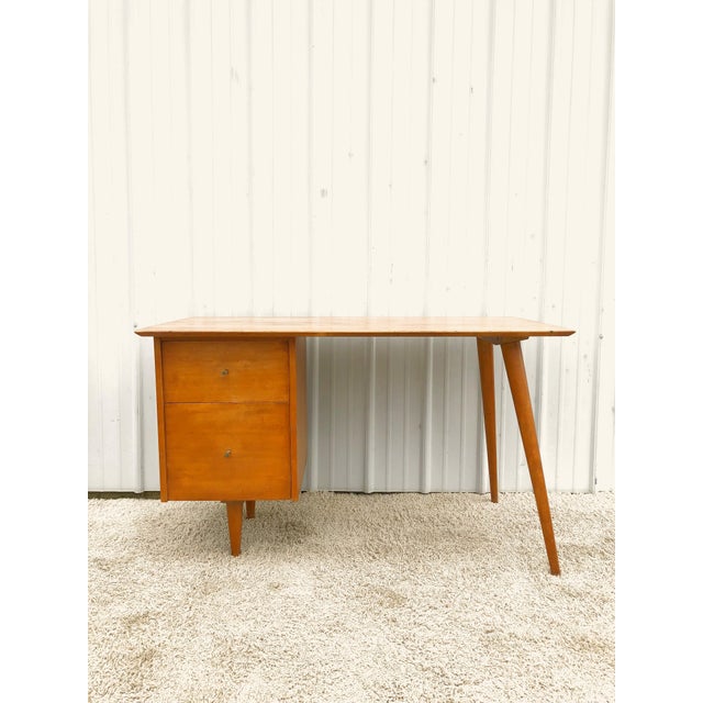 Mid Century Modern Writing Desk by Paul McCobb for Planner Group | Chairish