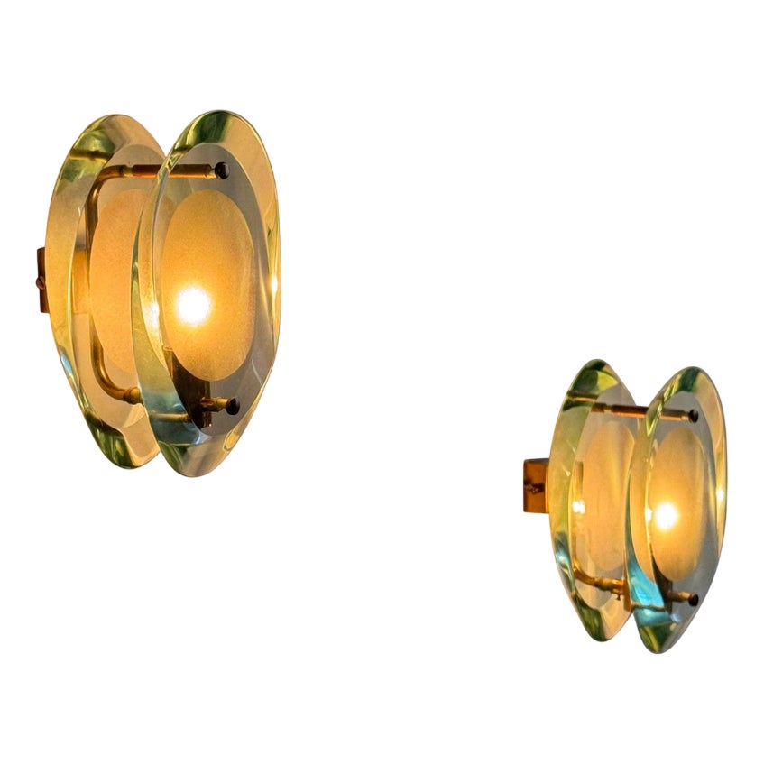Brass Model 2093 Wall Lights attributed to Max Ingrand for Fontana Arte ...