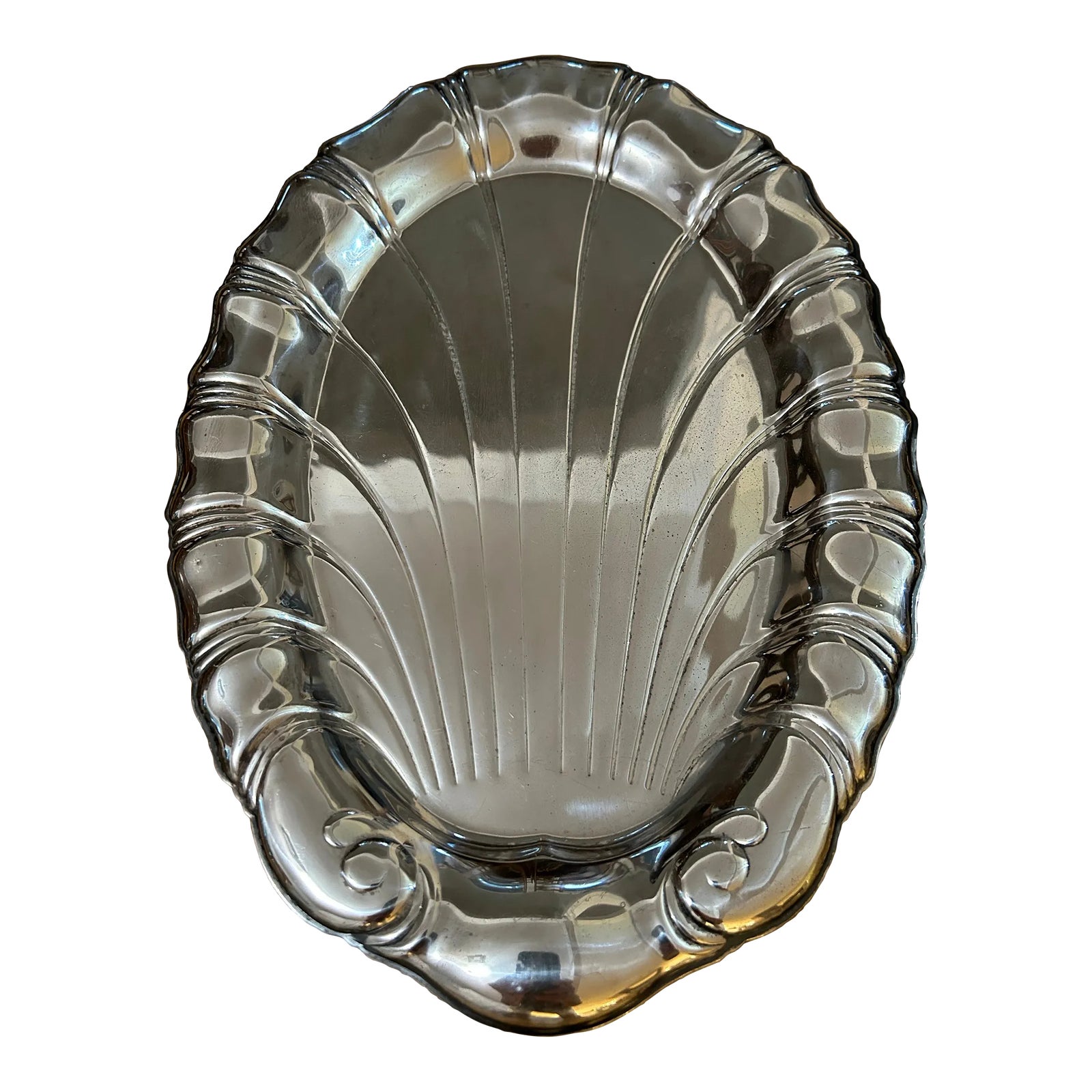 Vintage Rogers Bros Silver Plate “Neptune” Shell Platter | Chairish