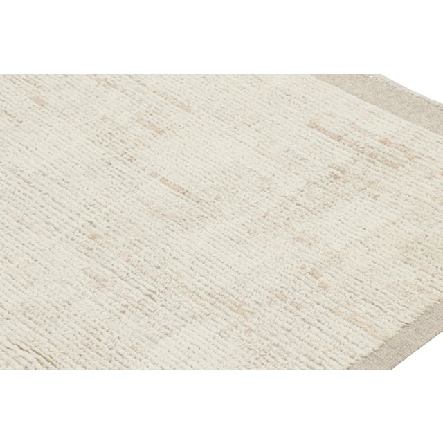 Rug & Kilim’s Modern Textural Rug in Cream White With Ribbed Patterns ...