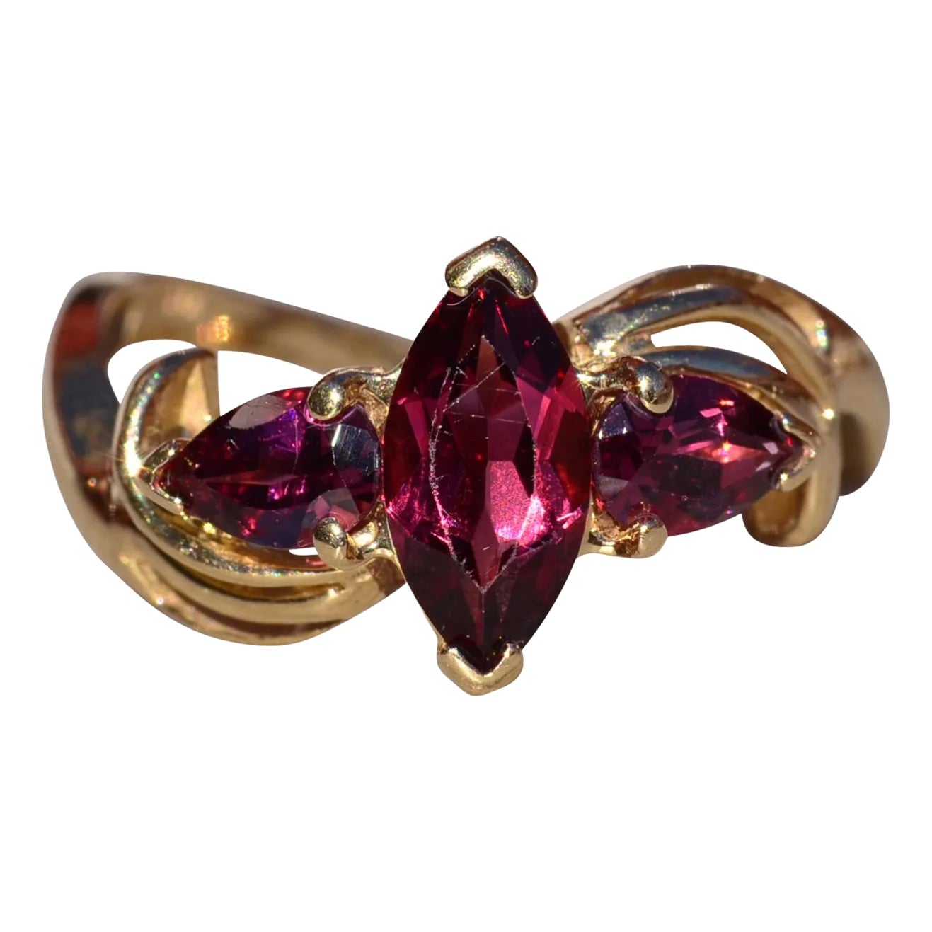 The Mattagami: Ladies 14K Garnet Three Stone Ring | Chairish