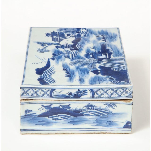 Chinese Export Blue and White Porcelain Box | Chairish
