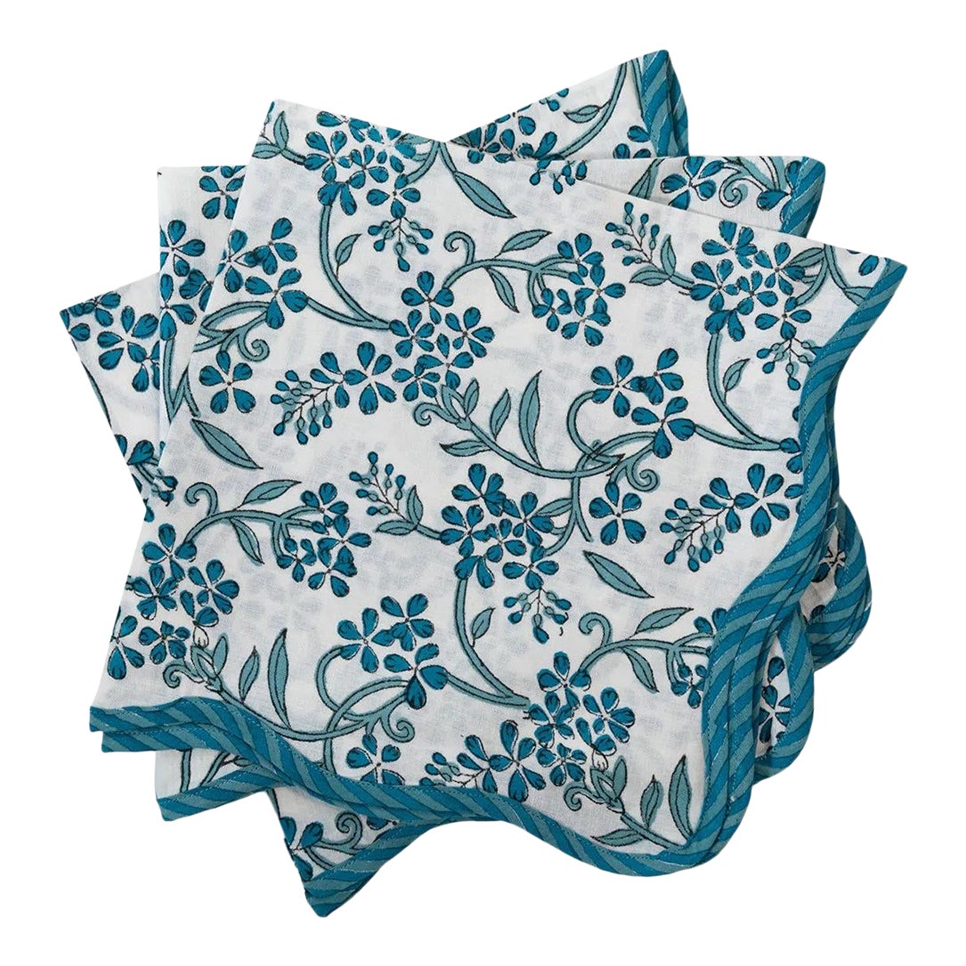 Furbish Sanibel Scalloped Edge Dinner Napkins, Set of 4 | Chairish