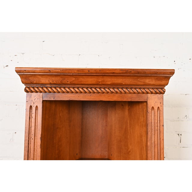 Ethan Allen Shaker Arts & Crafts Maple Corner Bookcase or Display ...
