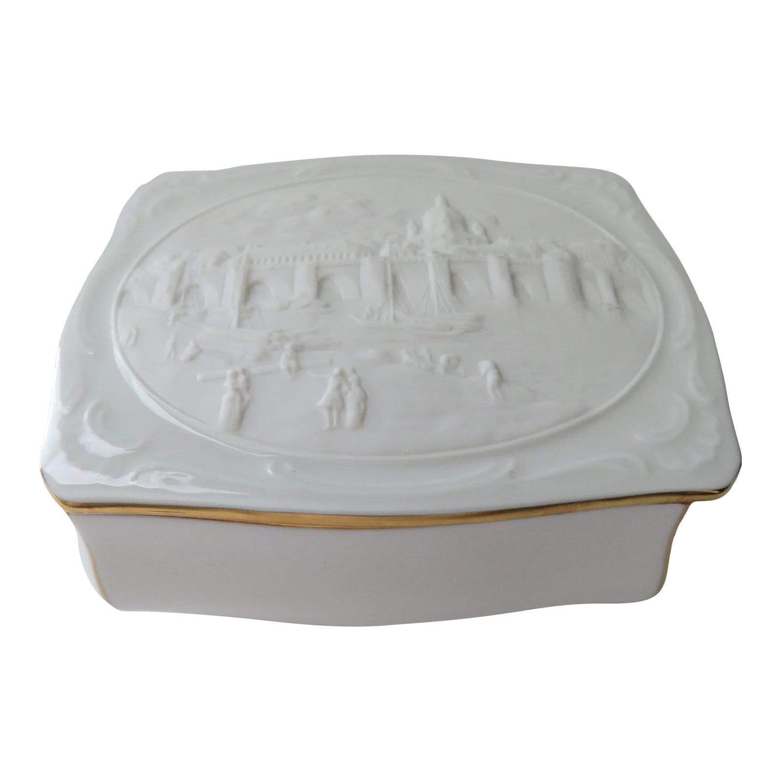 Mid 20th Century Hochst German Porcelain Jewelry-Trinket Box W ...