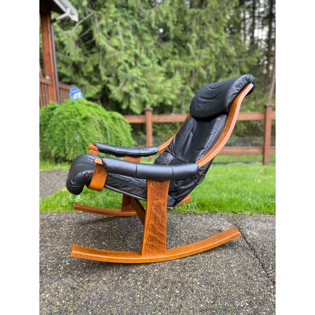 1970s Mid Century Modern Vintage Scandinavian Leather Rocking Chair ...