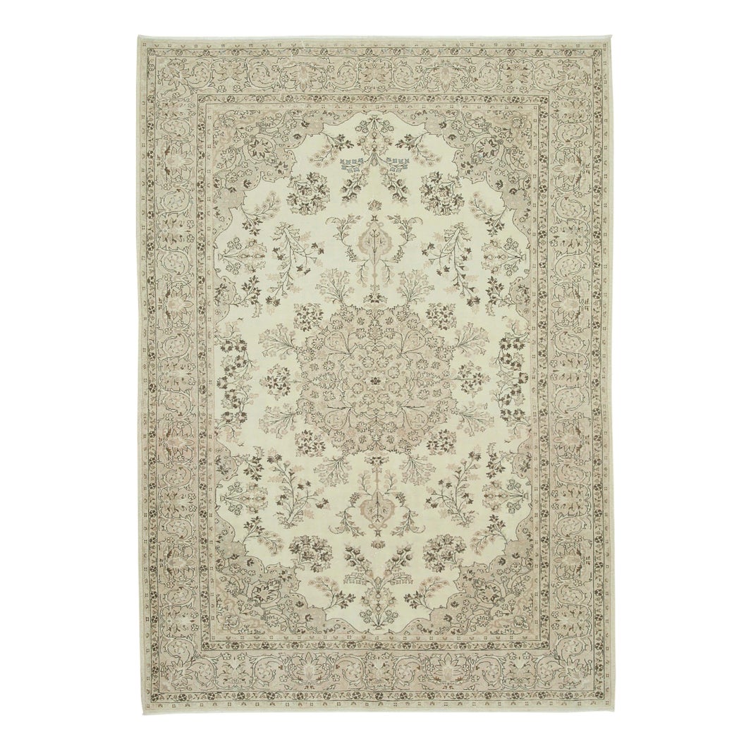 Vintage Beige Rug in Wool | Chairish