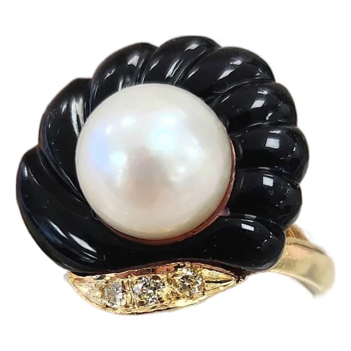 1980s Vintage 14k Gold Onyx Seashell Ring With Pearl & Diamond Accents ...