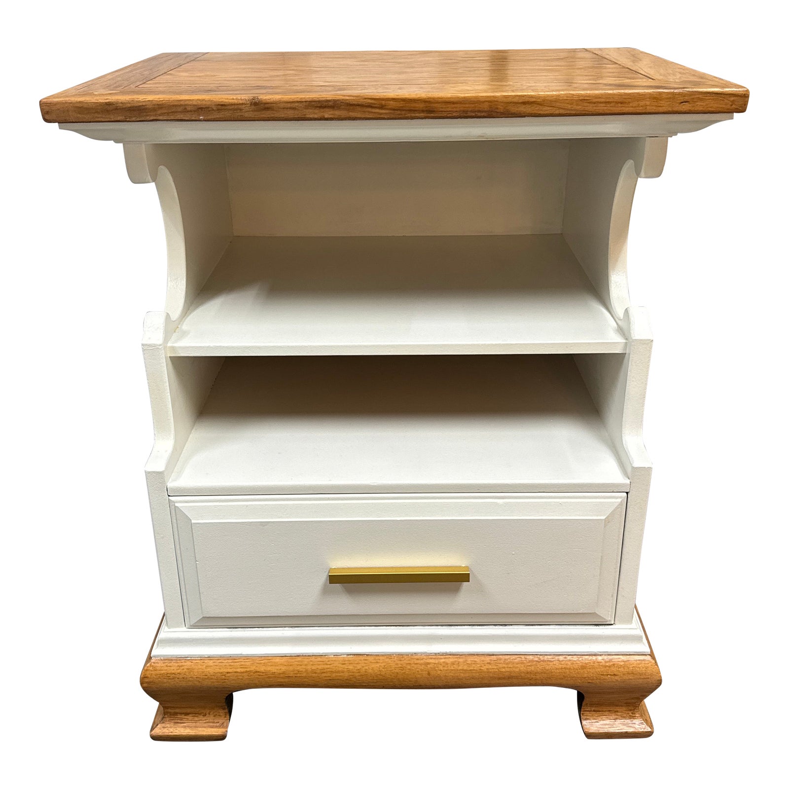 Refinished Drexel Heritage Nightstand | Chairish