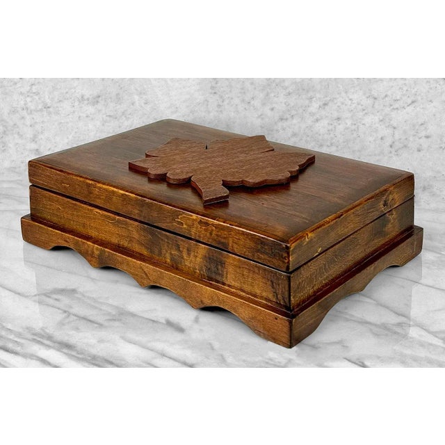 Vintage Traditional Farmhouse Walnut Maple Leaf Storage Box | Chairish