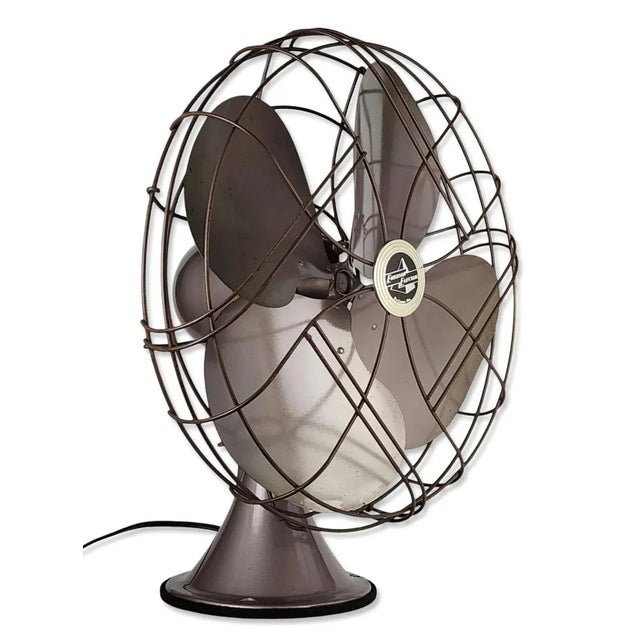 Vintage Circa 1961 Emerson Type 77648-Te Oscillating Desk Fan | Chairish
