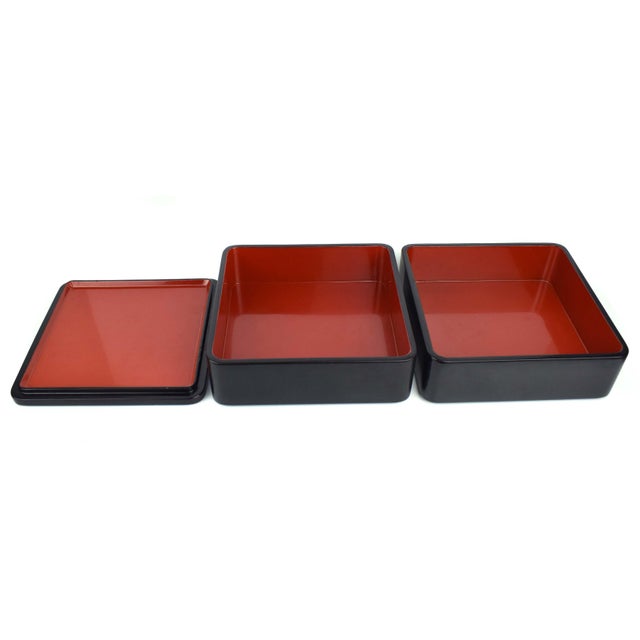 Early 20th Century 2-Tier Black Lacquerware With Handpainted Gold Maki ...