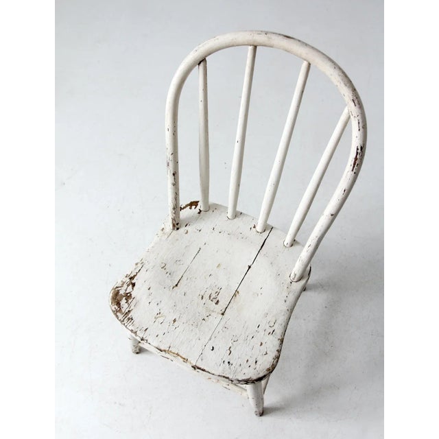 Antique White Spindle Back Chair | Chairish