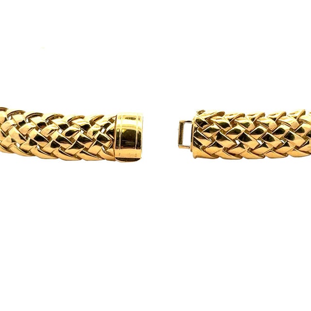 1995 Tiffany & Co. 18 Karat Yellow Gold Vannerie Basket Weave Link ...