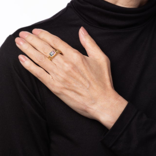 Loree Rodkin Watermelon Tourmaline 18k Gold Band Ring Size 7.5 | Chairish