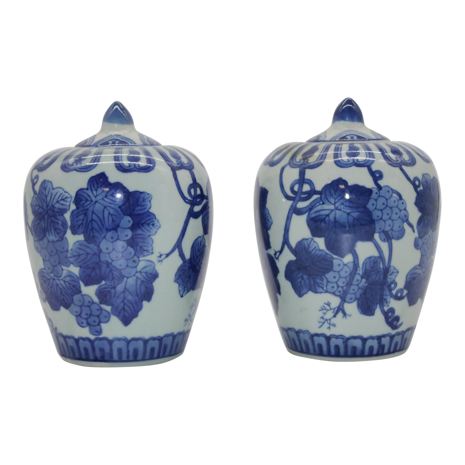 Pair of Vintage Chinese Qing Dynasty Blue and White Grape Leaf Motif ...
