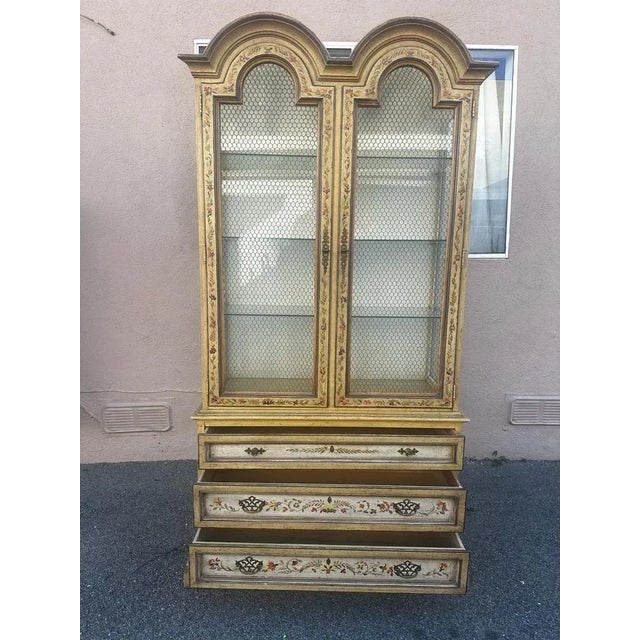 Vintage Drexel Heritage Display Cabinet | Chairish