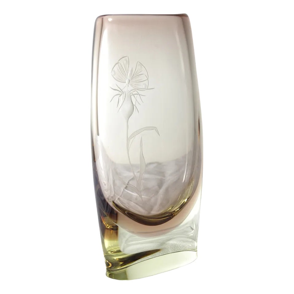 Czech Glass Vase by Miloslav Klinger for Sklarny Zelezny Brod, 1960s ...