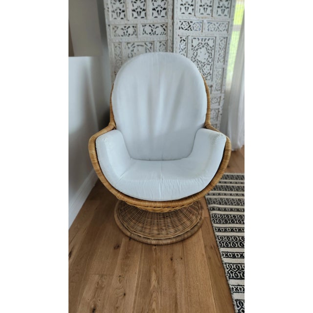 1970s Vintage Mid Century Natural Wicker Swivel Pod Chair | Chairish