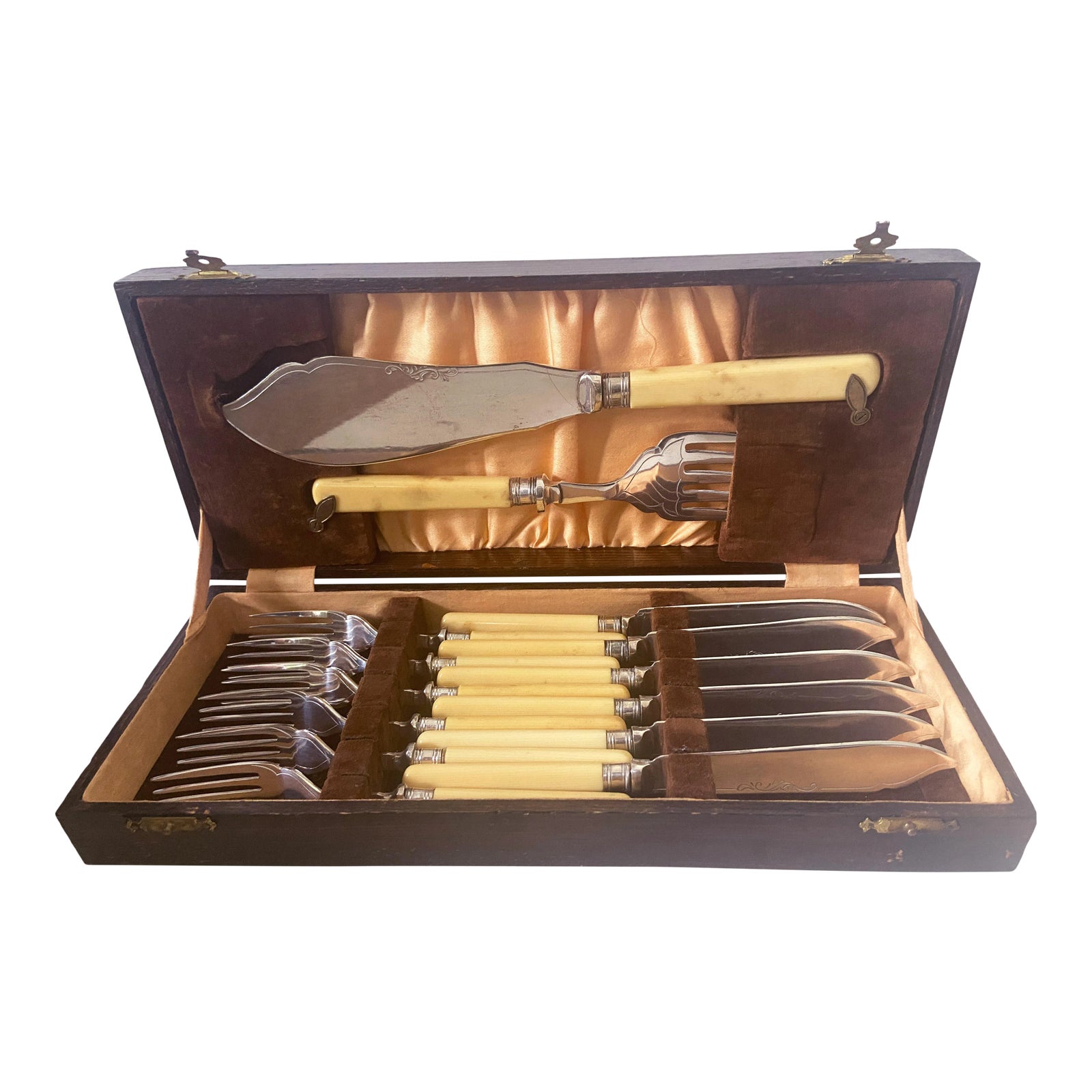 Epns Engraved Fish Flatware Set for 6 | Chairish