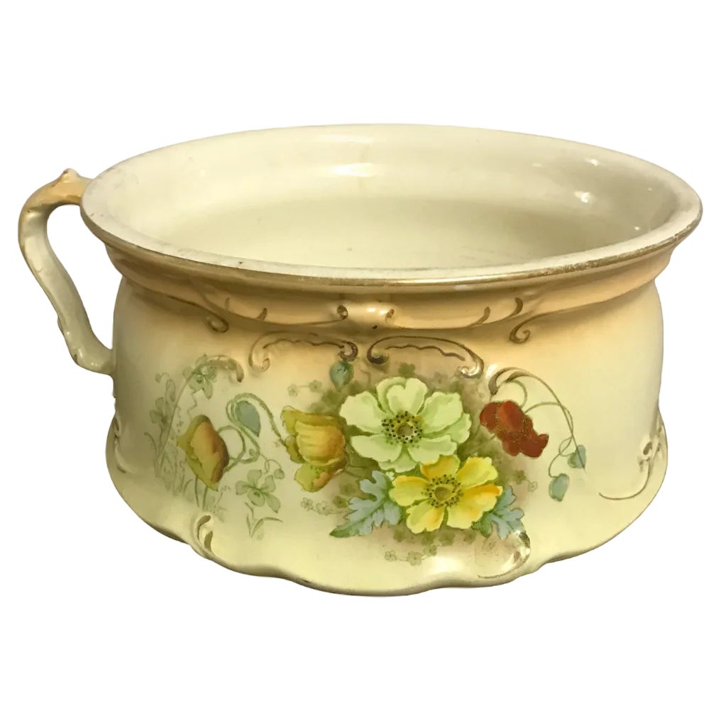 Edwardian Pot, 1905 | Chairish
