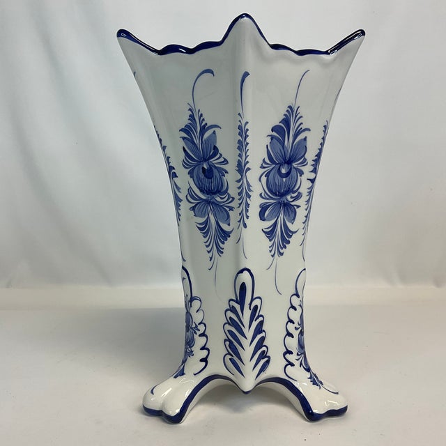 1970s Vintage Italian Hand Painted Delft Blue & White Tri-Footed Vase ...