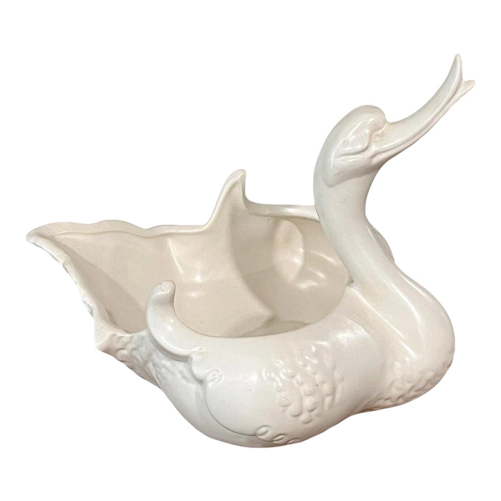Vintage Hull USA White Swan Planter | Chairish