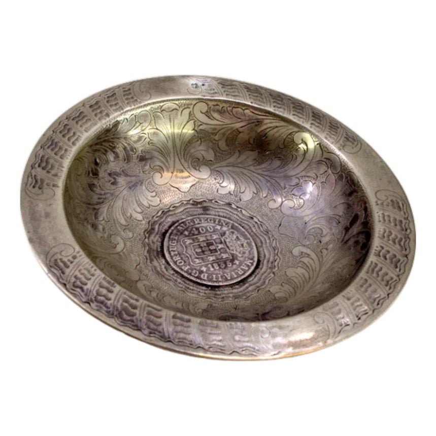 Silver Candy Box with Engraved Floral Motifs and a Reis Coin Central ...