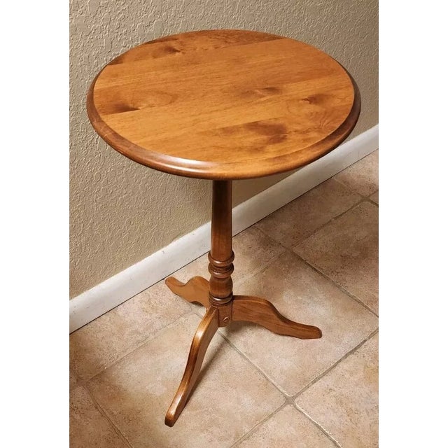 1990s Vintage Oak Pedestal Round Table | Chairish