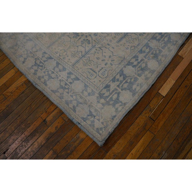 1920s Traditional Blue and White Wool Rug - 4'4"x7'2" | Chairish