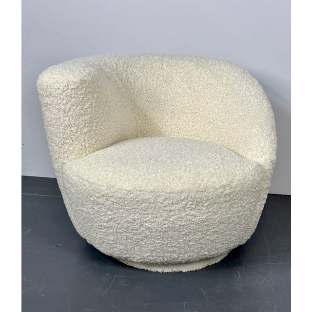 Mid-Century Modern Nautilus Style Swivel Chairs, Kidney-Shape, White ...