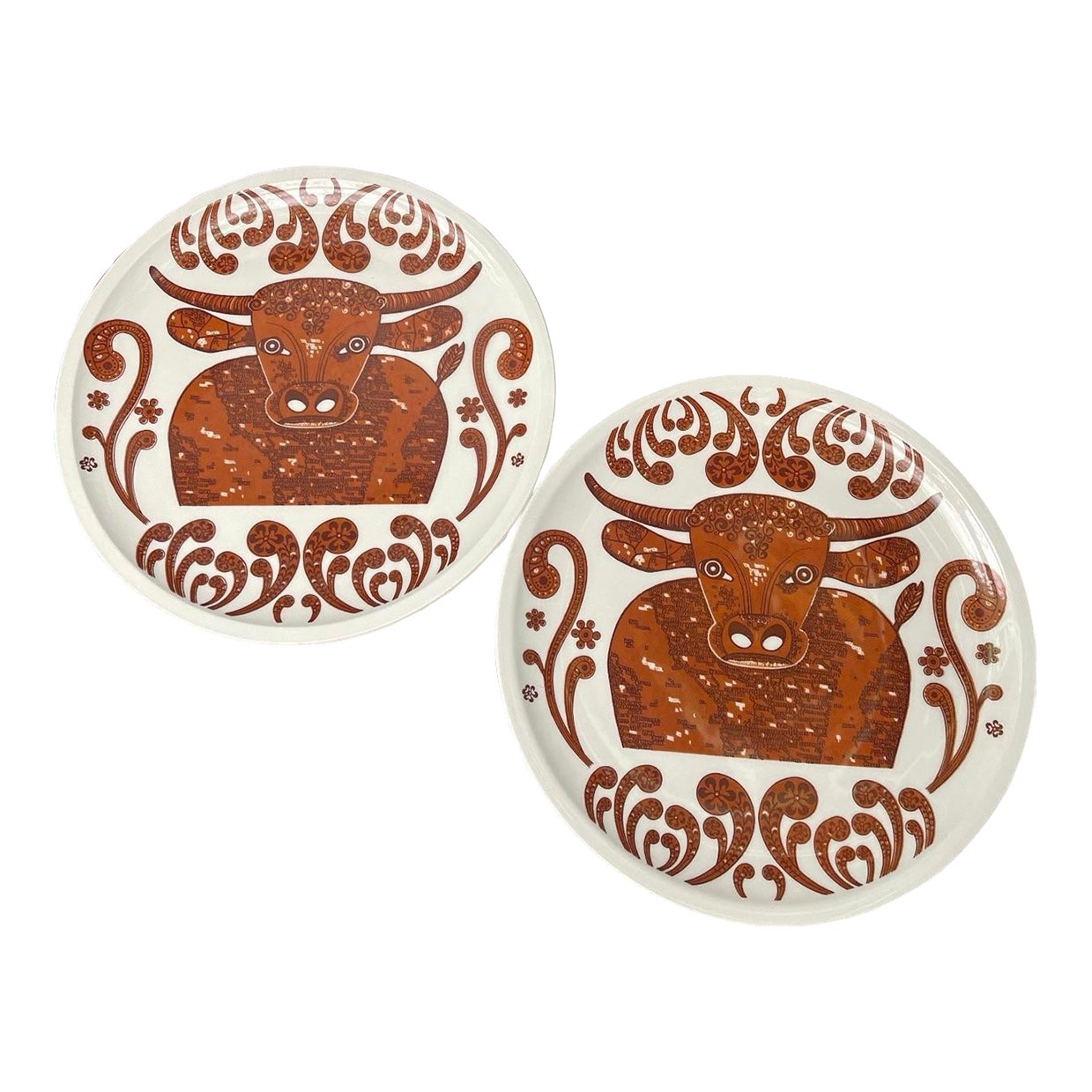 Pair of 1970s Schonwald German Porcelain Plates With a Steer | Chairish