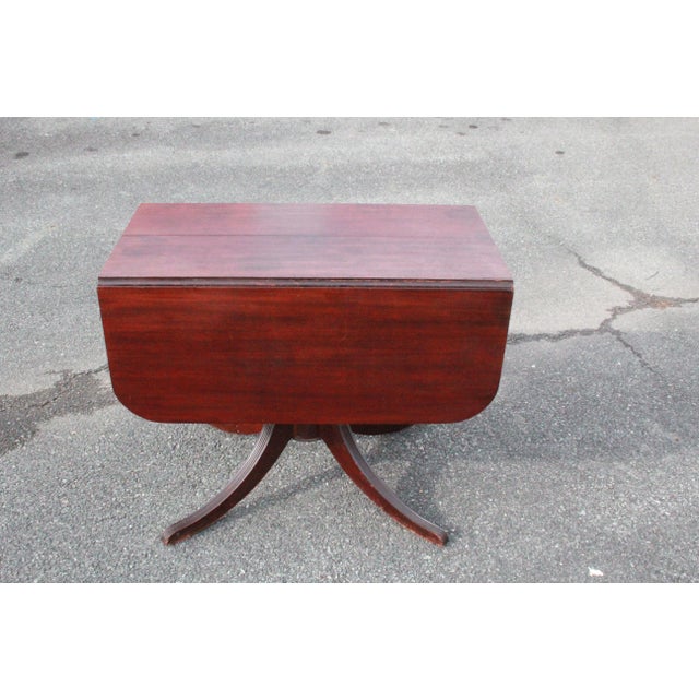 Early 20th Century Watertown Solid Mahogany Traditional Duncan Phyfe ...