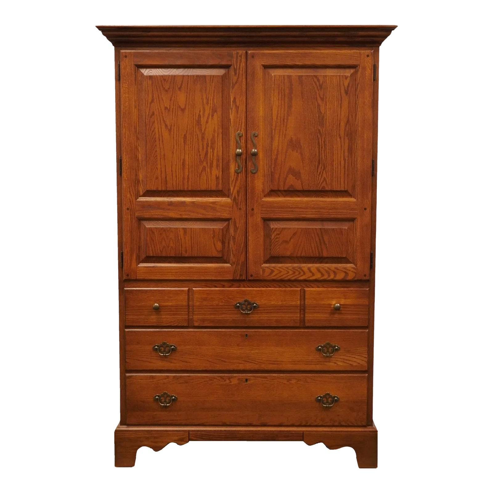 Thomasville Furniture East Hampton Collection Solid Oak Early American ...
