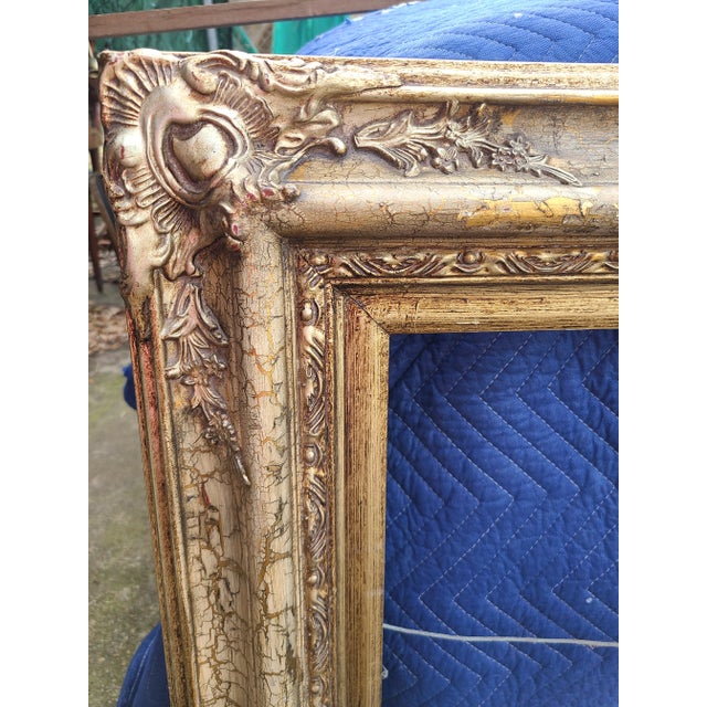 Vintage Traditional Wooden Picture Frame | Chairish