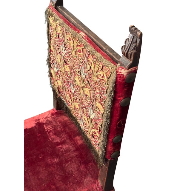 17th Century Italian or Spanish Baroque Chairs With Original Embroidery ...