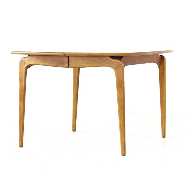 Lane Perception Mid Century Walnut Expanding Dining Table With 2 Leaves ...