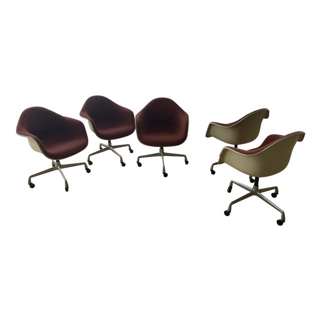 Set of 5 Mid-Century Modern Herman Miller Charles and Ray Eames ...