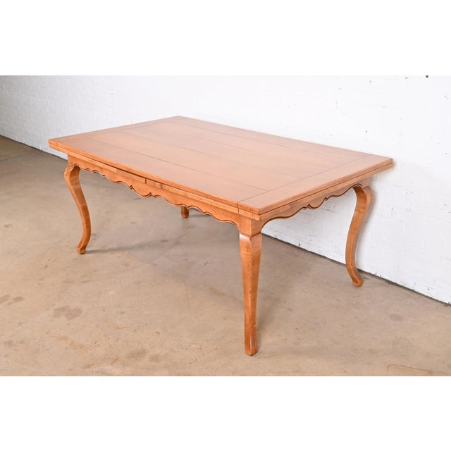 Maple harvest table store