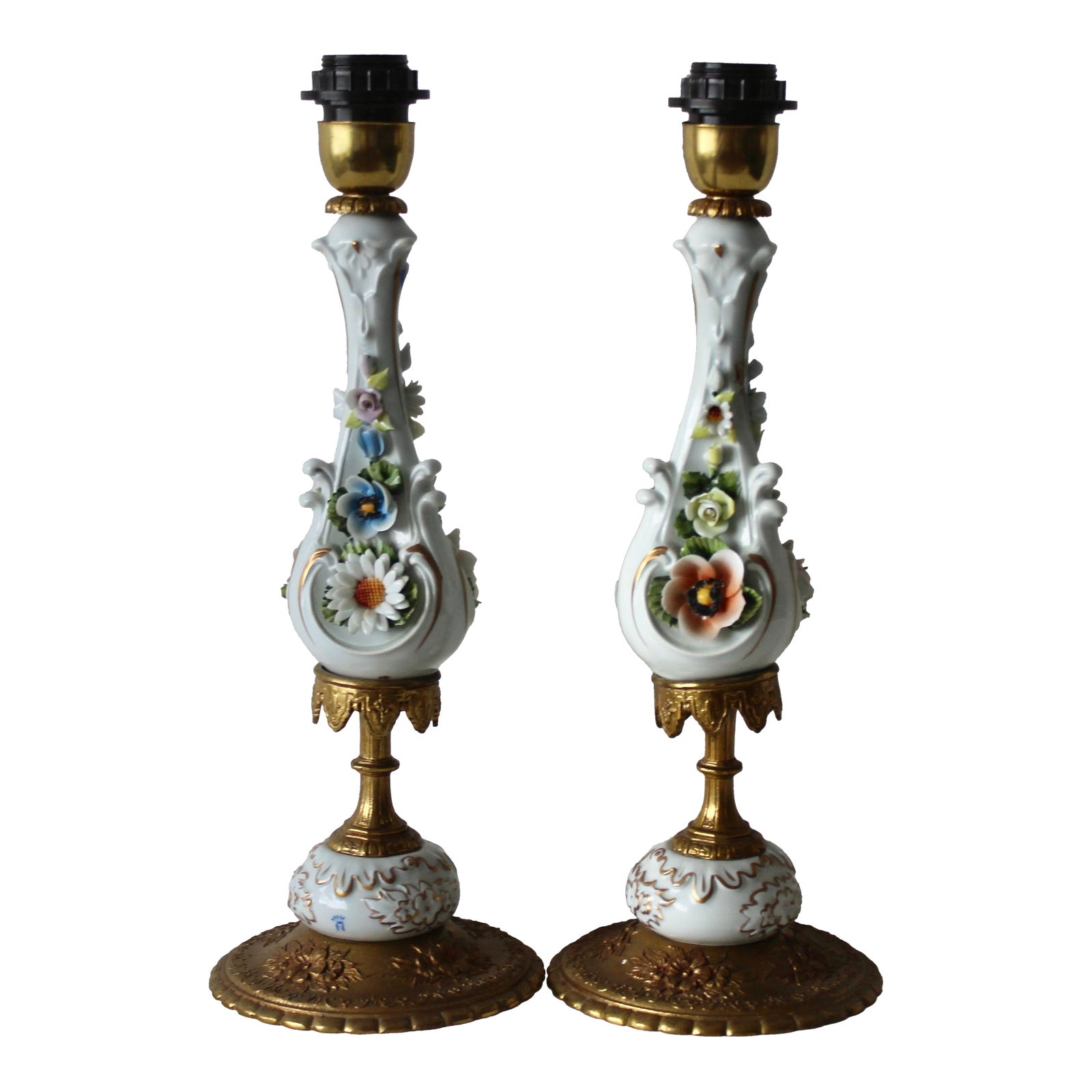 Vintage FBAI Italian Porcelain Brass Hand Crafted Flower Details Table ...