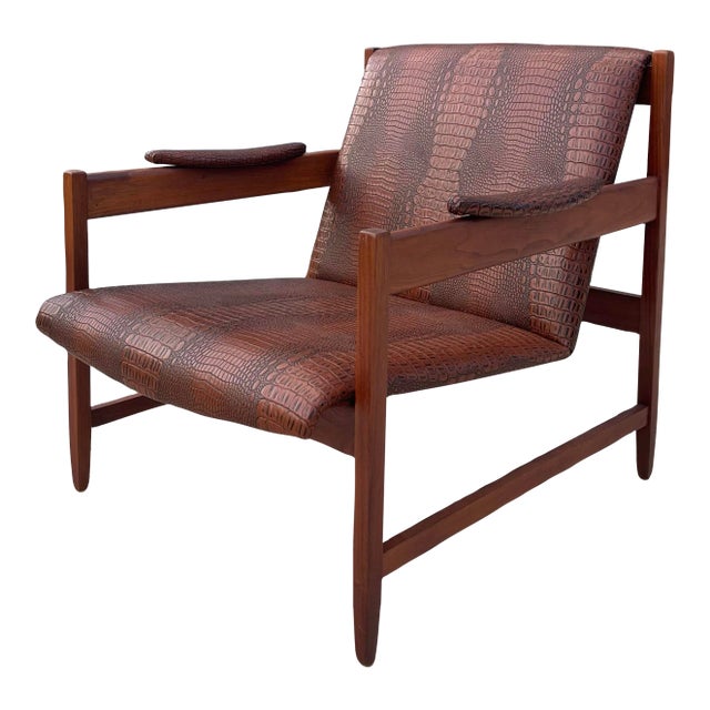 Mid-Century Modern Floating Lounge Chair | Danish or Scandinavian Style ...